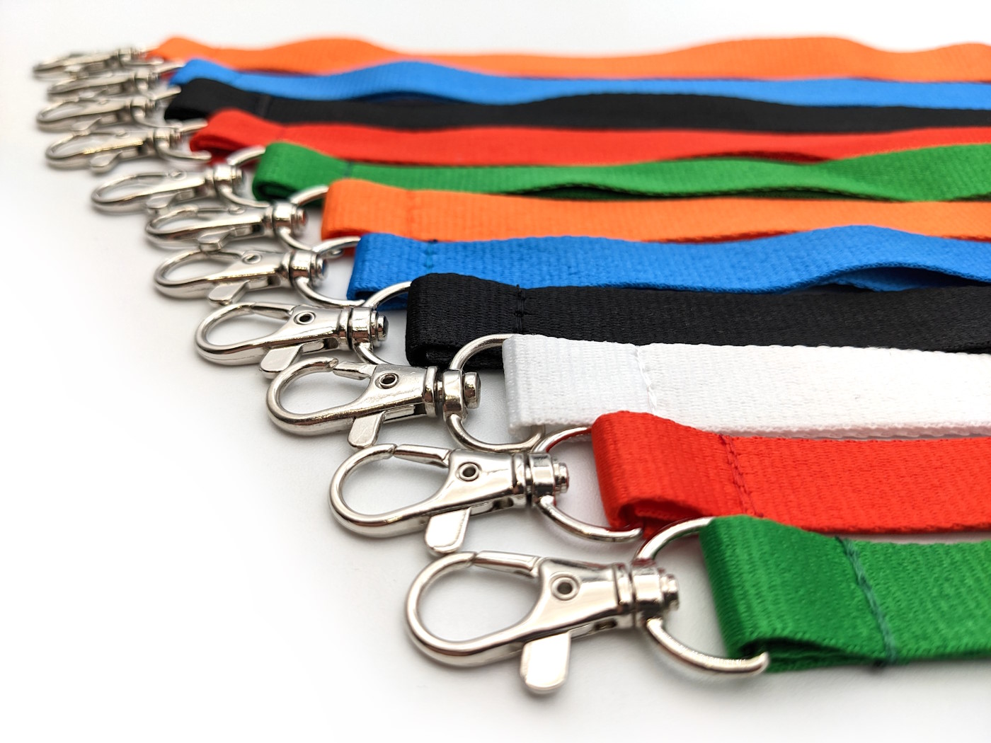 Lanyards Personalizados en Madrid. Entregados de forma veloz.